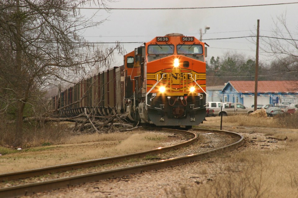 BNSF 5636
